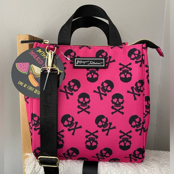 Betsey Johnson | Bags | Nwt Betsey Johnson Lunch Tote Skull Bones Zip ...